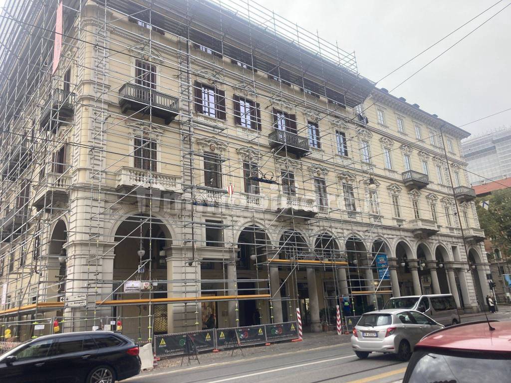 Rent Apartment Turin. 2-room flat in via Cernaia 25. Good condition ...