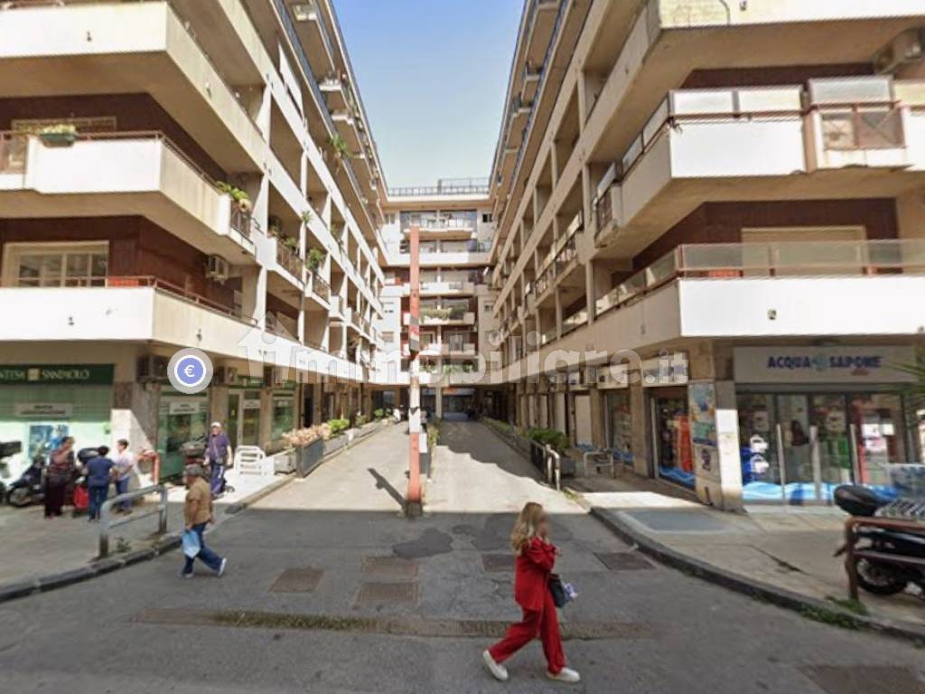 Affitto Appartamento in via Catania 136. Messina. Buono stato, secondo ...