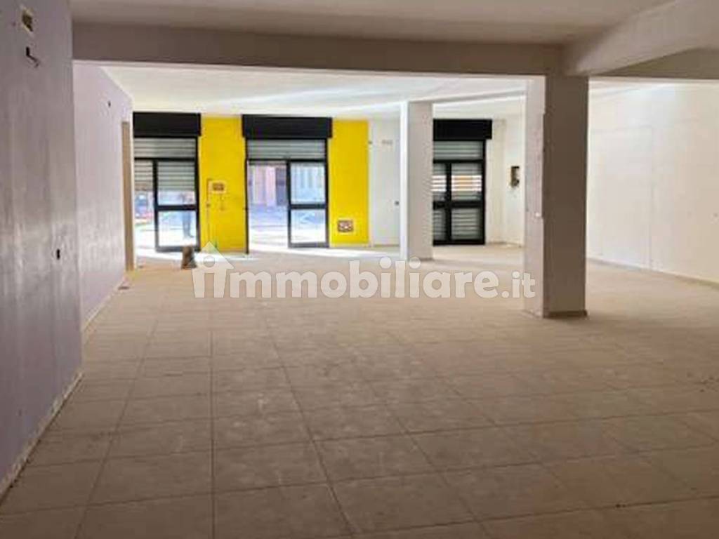 Asta per negozio, via Trento Orta Nova, rif. 124504653 - Immobiliare.it