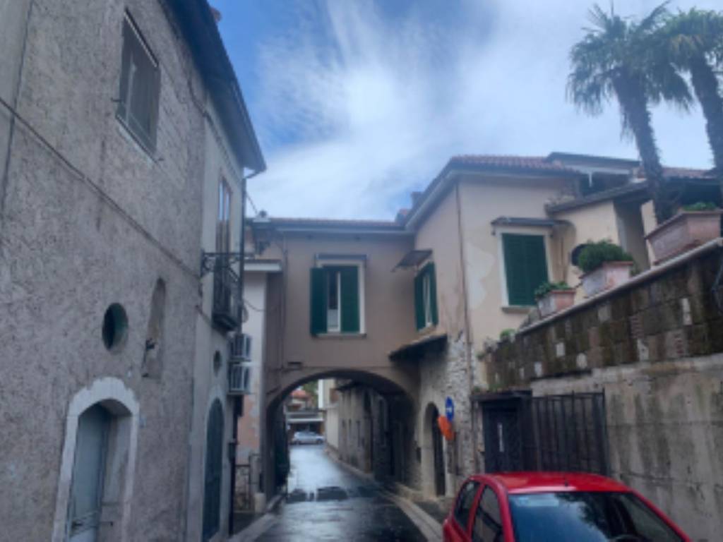 Asta per garage - parcheggio, via Mainolfi, Trescine Cervinara, rif ...