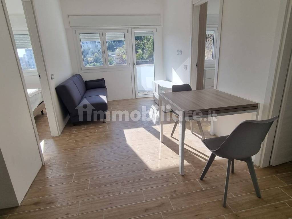 Affitto Appartamento Genova. Trilocale in via Carlo Linneo 130. Nuovo, quinto piano, posto auto ...