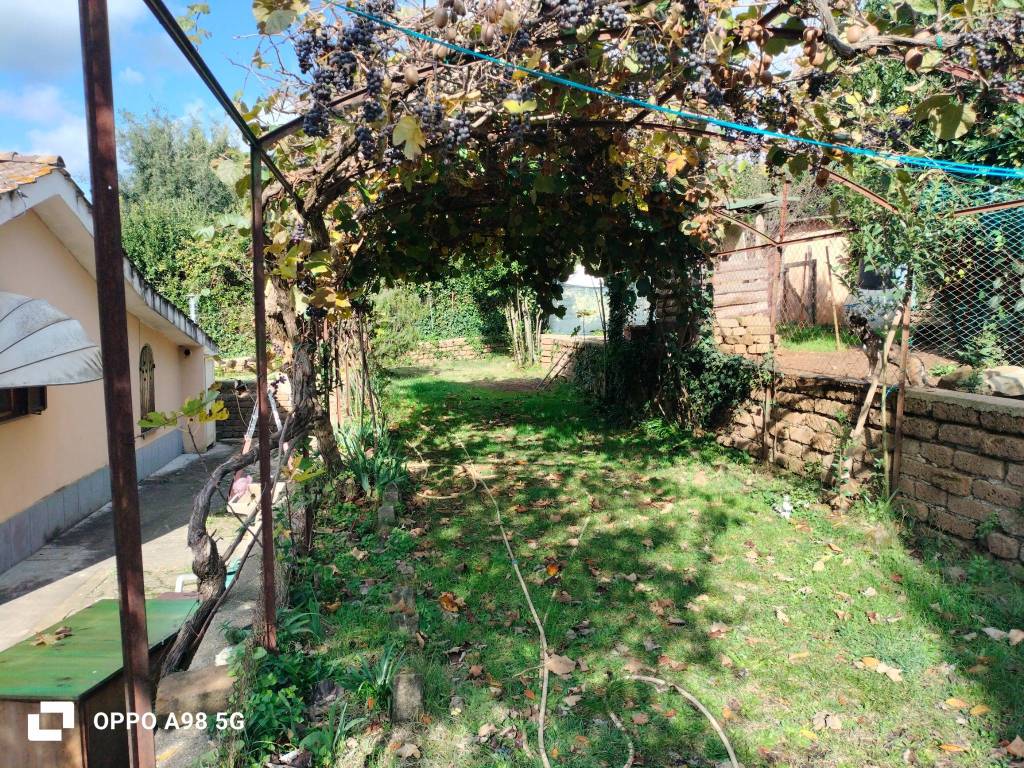 Vendita Villa unifamiliare Oriolo Romano. Da ristrutturare, posto auto ...