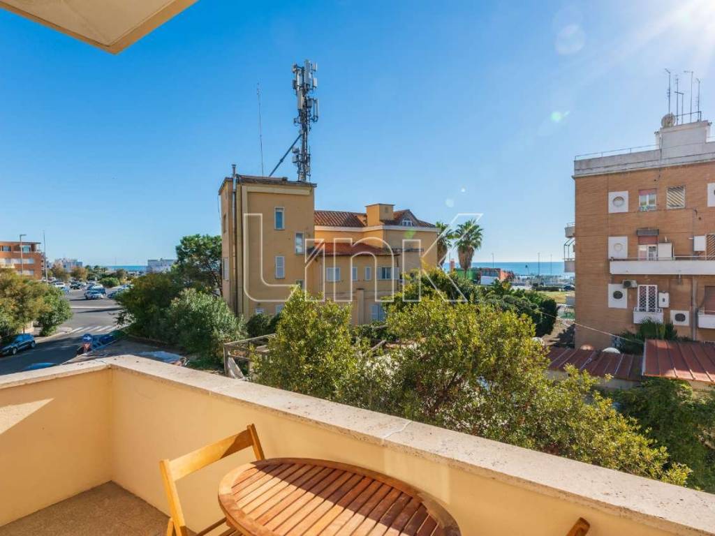 Vendita Appartamento Roma. Quadrilocale in piazza Sagona. Da ...