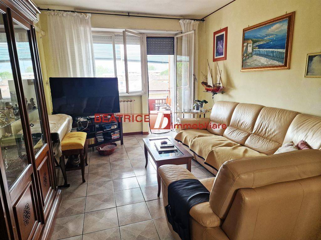 Sale Apartment in via Vecchi Pardini. Lucca. Good condition, third ...