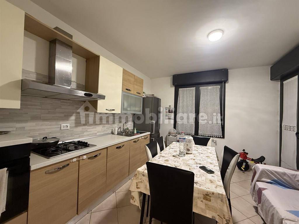Vendita Appartamento Villongo. Trilocale in via Sant'anna 10. Ottimo ...