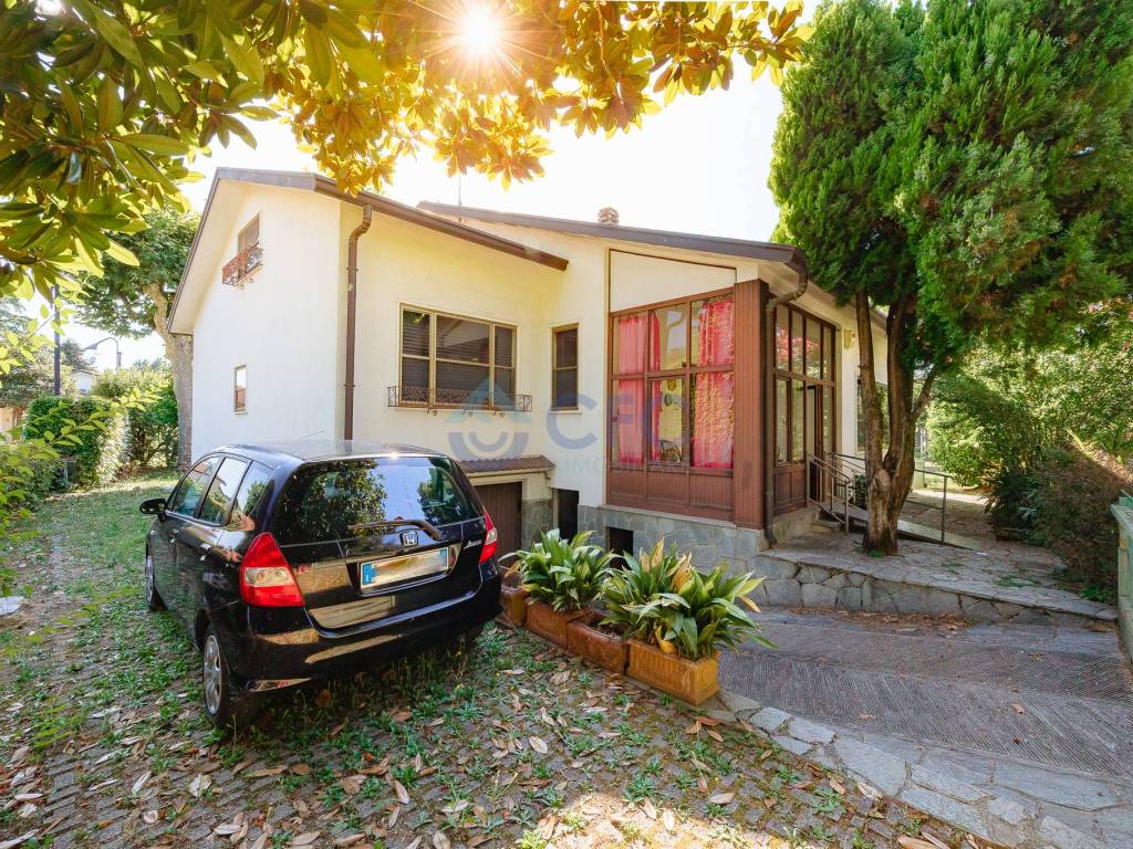 Vendita Villa unifamiliare in via della Rosa 17 Segrate. Da ...