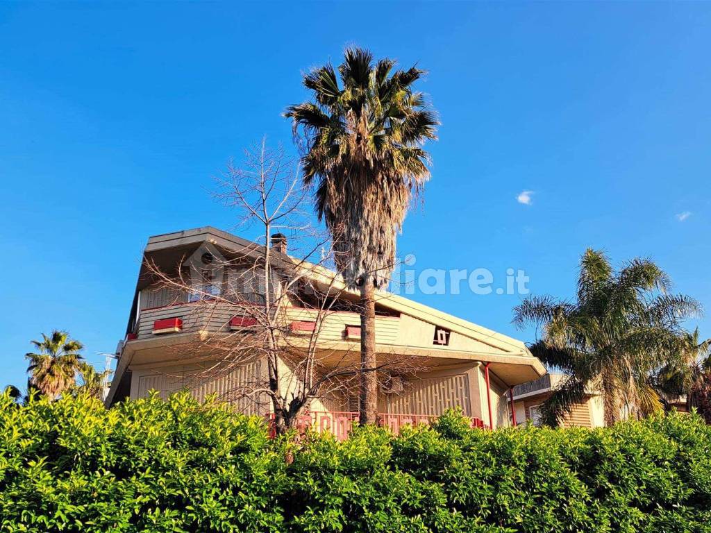 Vendita Appartamento in via Le Tre Torri 11. Sant'Agata li Battiati ...