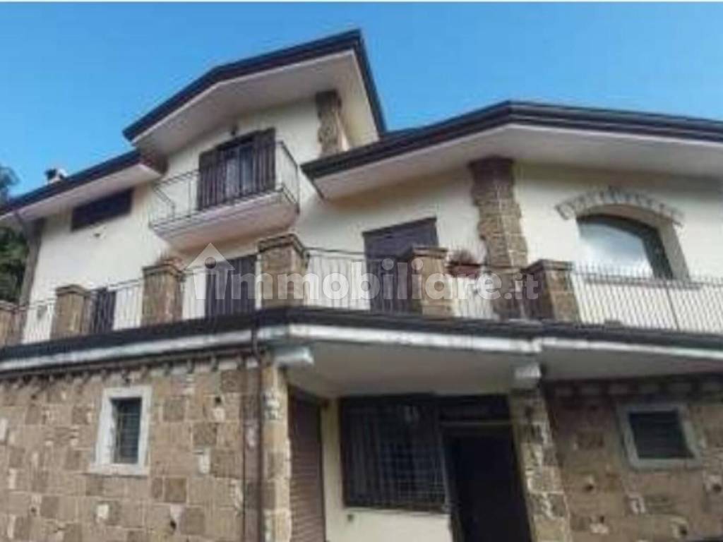 Asta per villa, via Annarumma, 83024 Monteforte Irpino Italia, Centro ...