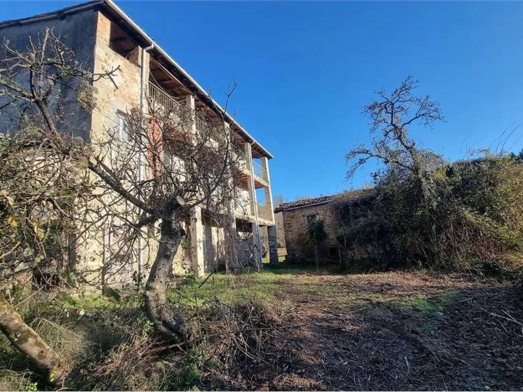 Vendita Cascina in via Per Sillico No Number Pieve Fosciana. Da ...