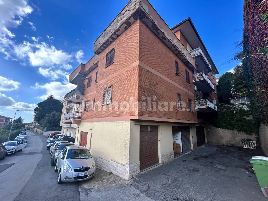 Garage - Box via del Tesoro 67, Ariccia, Rif. 124637957 - Immobiliare.it