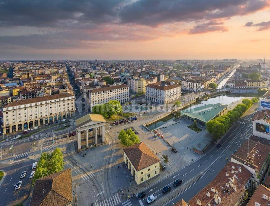 Vendita Appartamento Milano. Bilocale in piazza 24 Maggio. Ottimo stato ...