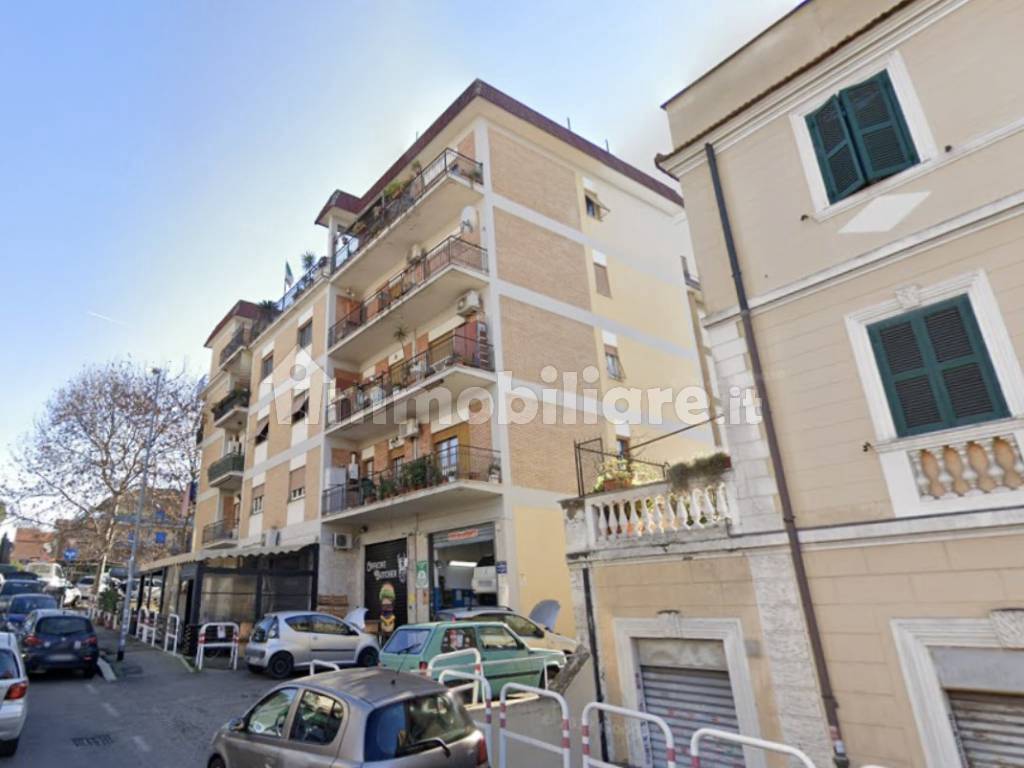 Asta per palazzo - stabile, via del Casale Agostinelli,, 201 e 203 ...