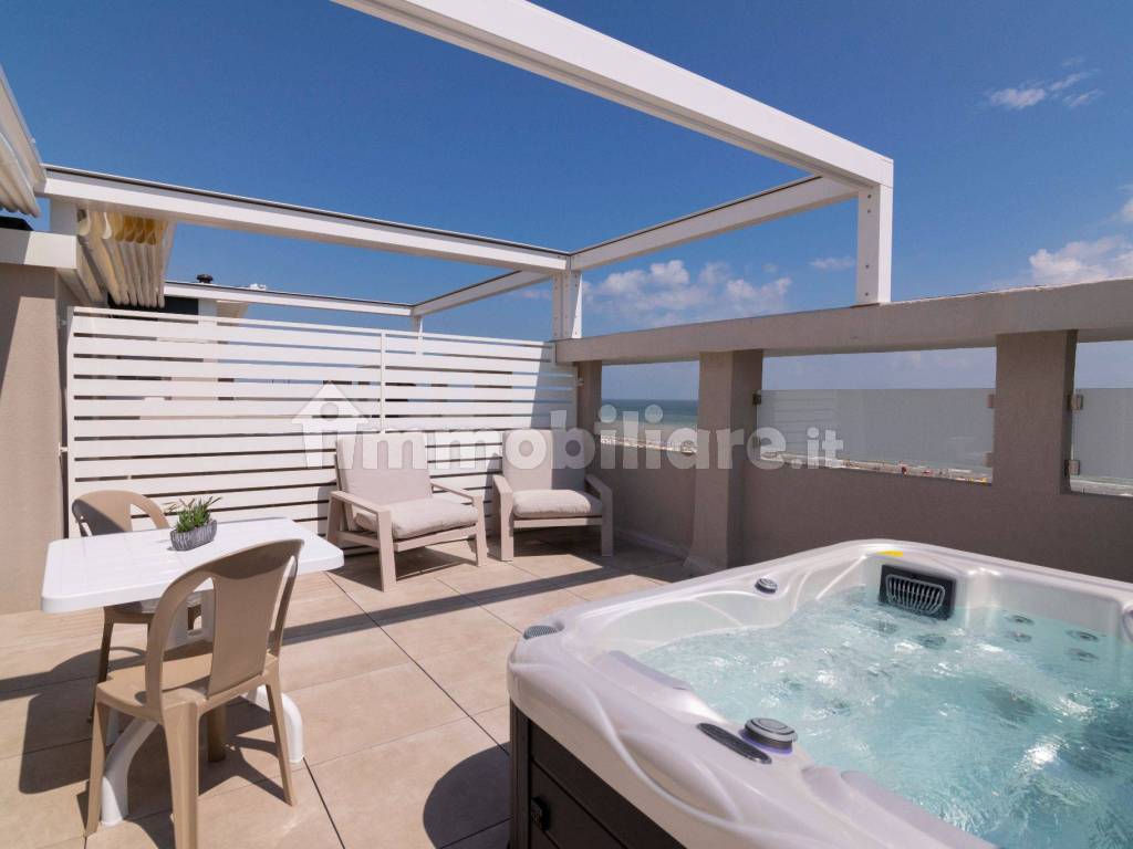 Affitto Appartamento Riccione. Monolocale in viale Gabriele D'Annunzio ...