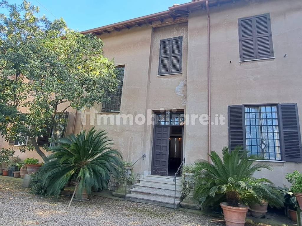 Affitto Villa unifamiliare in via Forno Saraceno Roma. Buono stato ...