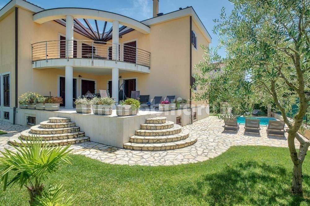 Vendita Terratetto unifamiliare Medolino. 350 m², rif. 124750671