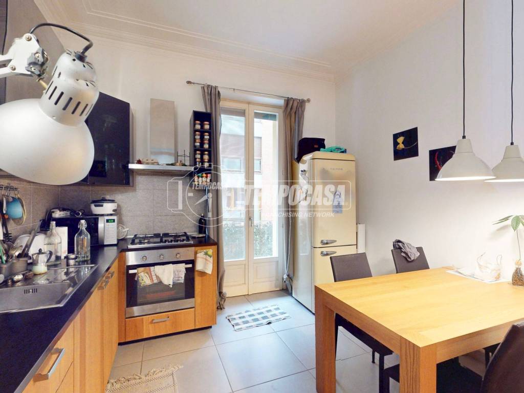 Vendita Appartamento Torino. Trilocale in via Francesco Petrarca 22 ...