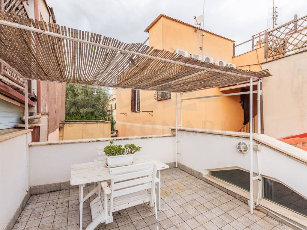 Vendita Appartamento Roma. Bilocale in via Nicolò Piccinino. Ottimo ...