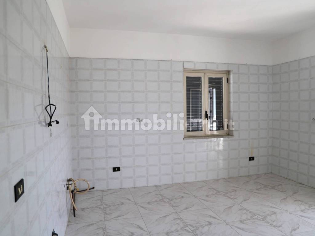 Vendita Appartamento in via Cervino 54. Cervino. Buono stato, primo piano, posto auto, con ...