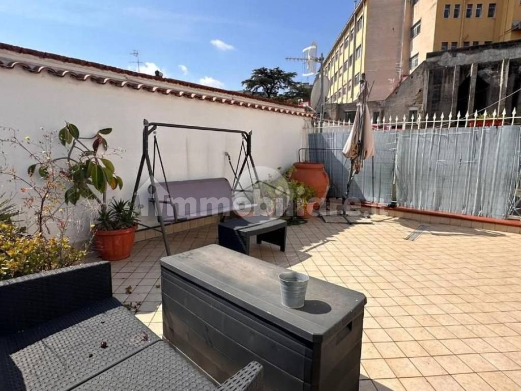 Affitto Attico in via Giovanni Brombeis 60 Napoli. Ottimo stato, con ...