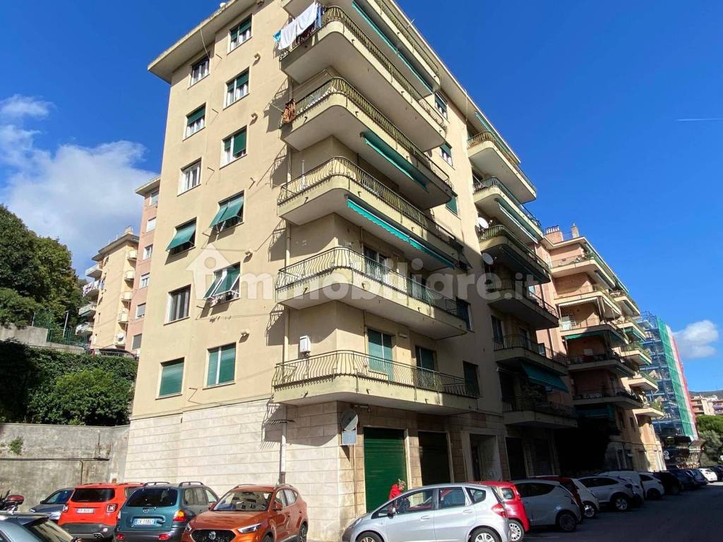 Vendita Appartamento Genova. Quadrilocale in via Antica Romana Di Pegli ...