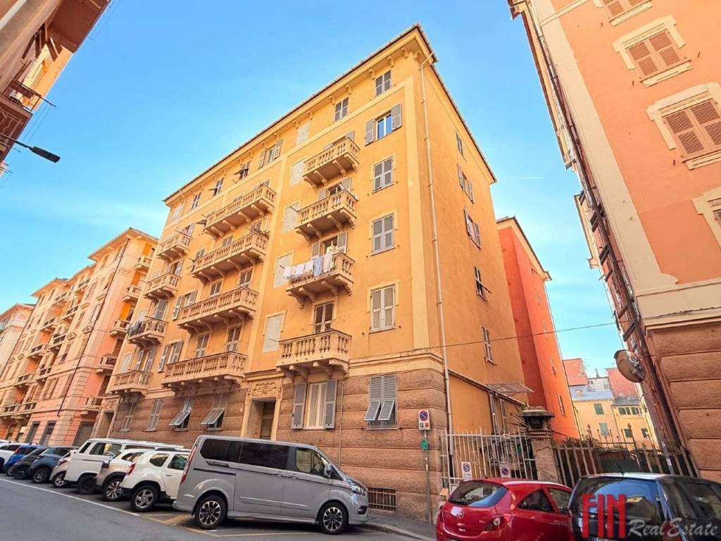 Vendita Appartamento Genova. Quadrilocale in via Fabio Da Persico. Da ...