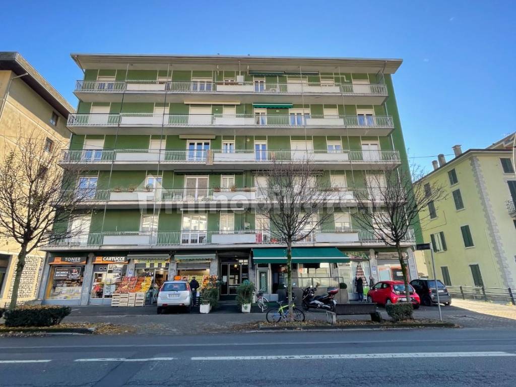 Vendita Appartamento Sondrio. Quadrilocale in viale Milano, 31. Buono ...