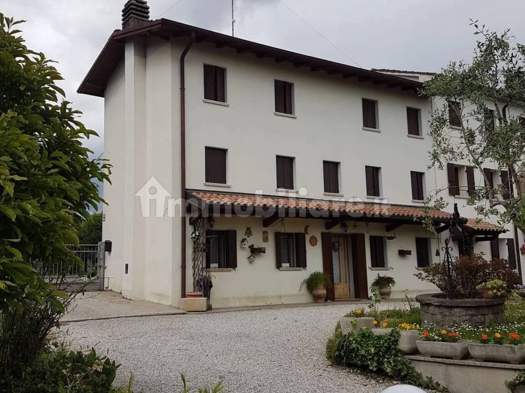 Vendita Villa unifamiliare in via Pontebbana No Number Orsago. Posto ...