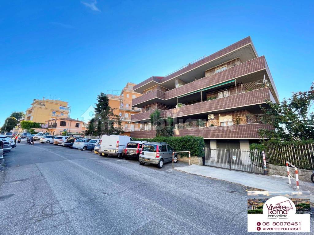 Vendita Appartamento Roma. Quadrilocale in via Cardinale Garampi. Buono ...