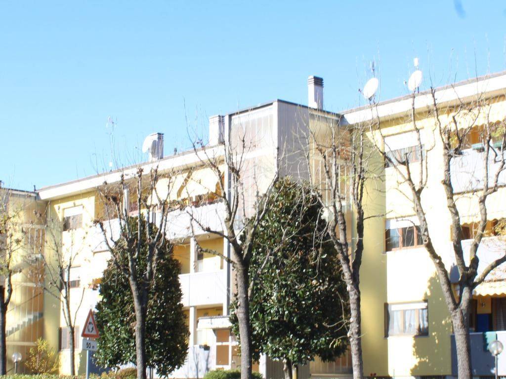 Vendita Appartamento Pianezza. Ottimo stato, secondo piano, posto auto ...