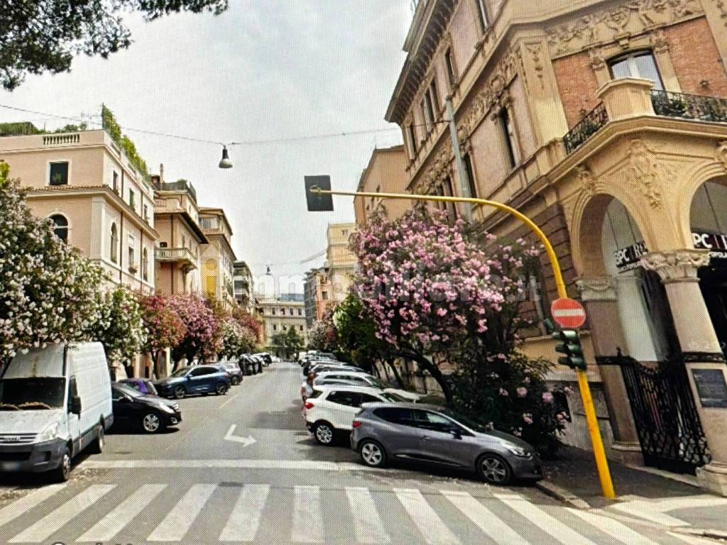 Vendita Appartamento in via Nicolò Porpora. Roma. Ottimo stato, quarto ...