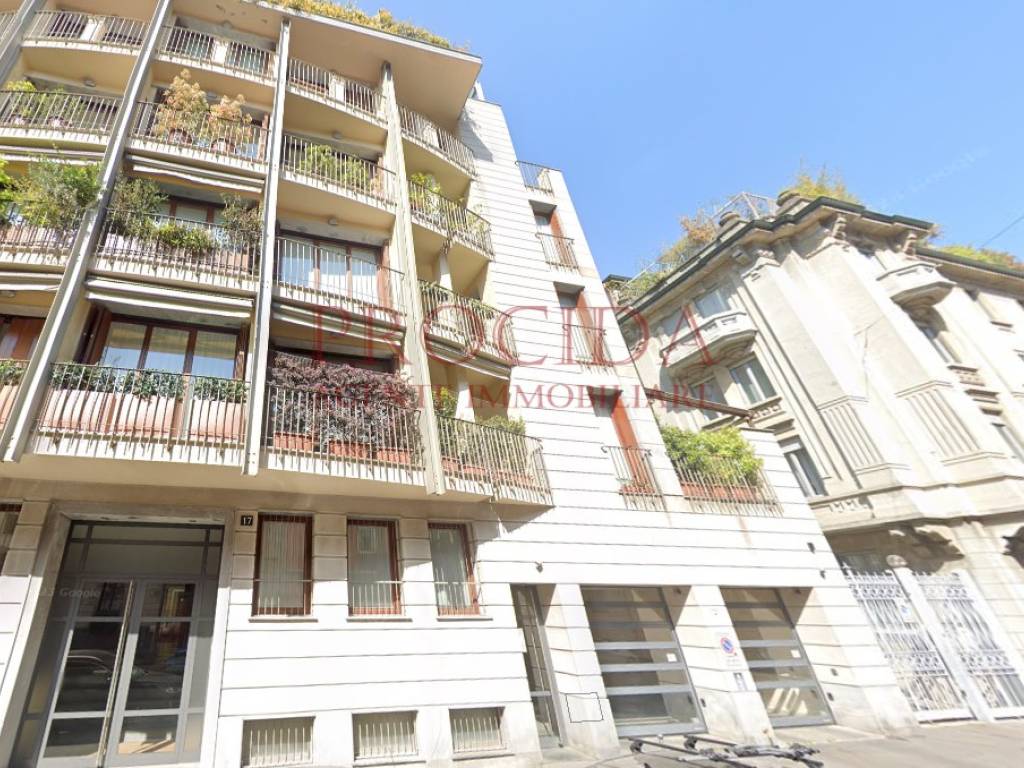 Garage - Box via Carlo Goldoni 17, Milano, Rif. 125061345 - Immobiliare.it