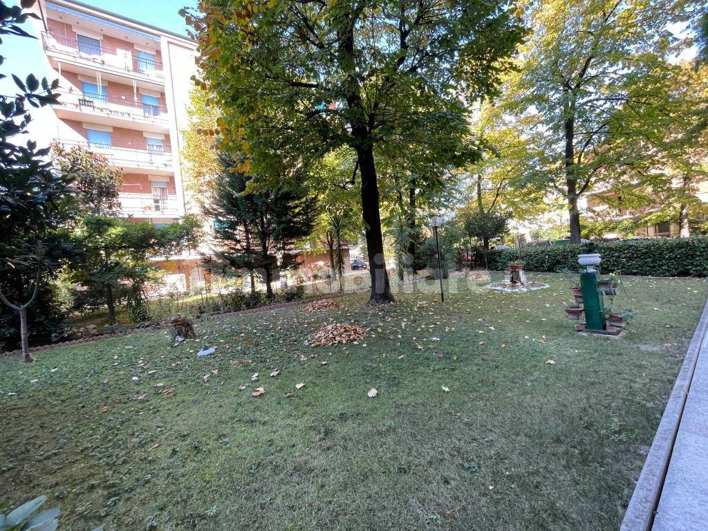 Vendita Appartamento Modena. Quadrilocale, Ottimo stato, terzo piano ...