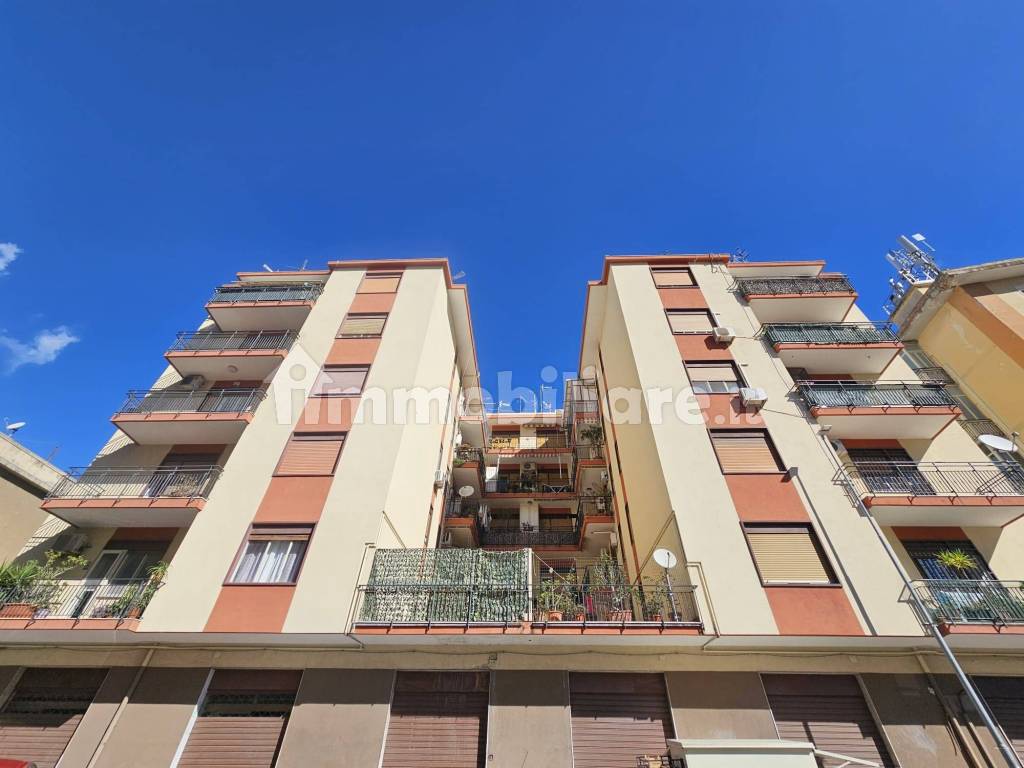 Magazzino - Deposito via Gerobino Pilli 86, Messina, Rif. 125146967 ...