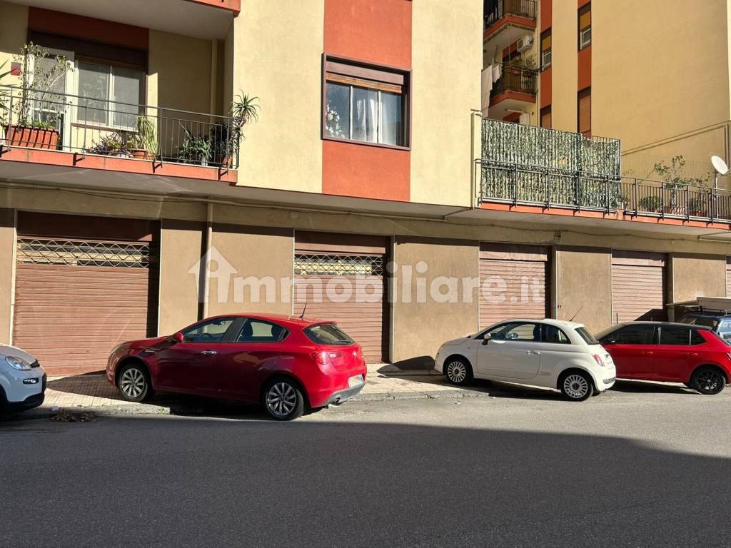 Magazzino - Deposito via Gerobino Pilli 86, Messina, Rif. 125146967 ...