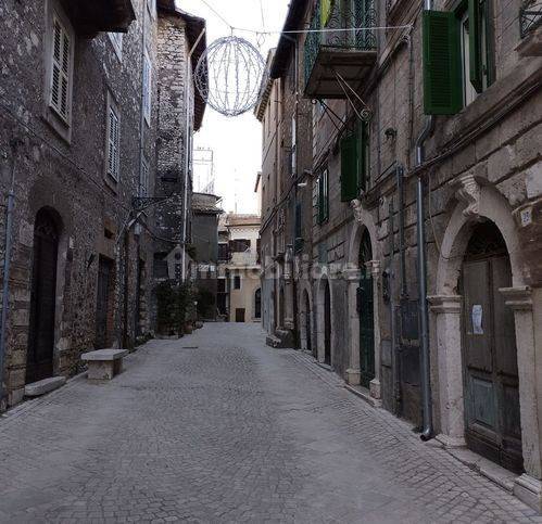 Vendita Appartamento in via Umberto 1. Carpineto Romano. Da ...