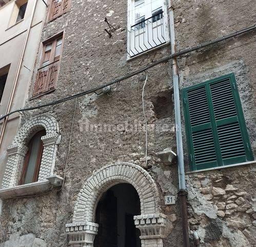 Vendita Appartamento in via Umberto 1. Carpineto Romano. Da ...