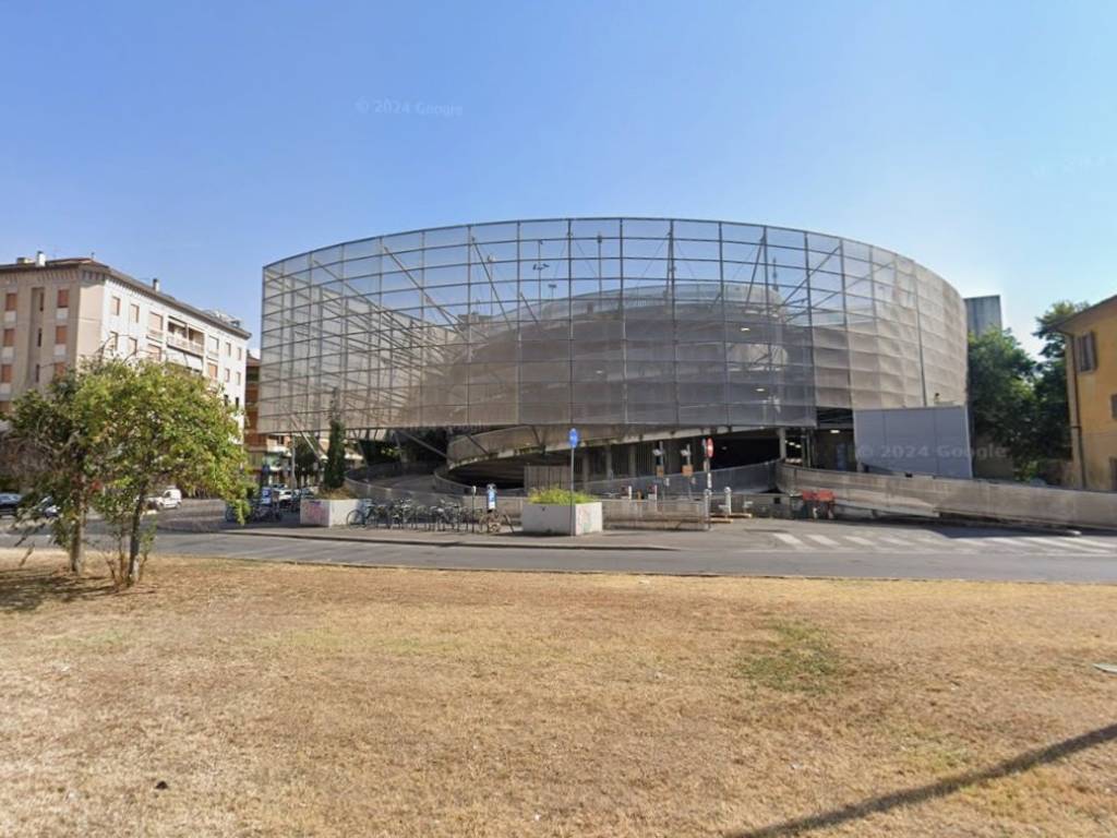 Posto auto - moto piazza Leon Battista Alberti, Firenze, Rif. 125157369 ...