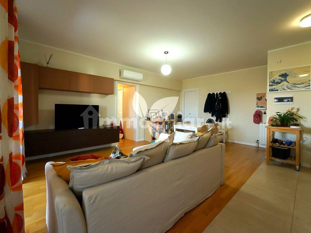 Vendita Appartamento Parma. Quadrilocale in piazzale Charles Spencer ...