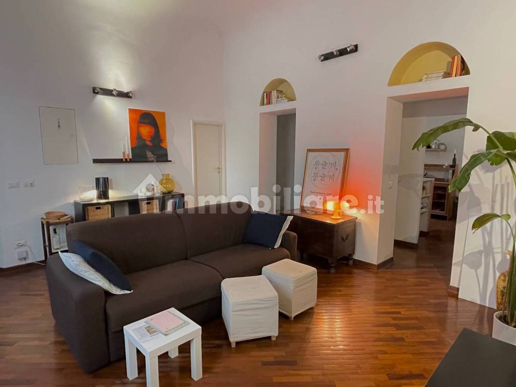 Stanza singola in affitto, affittasi camera singola via Taddea 5 Duomo ...