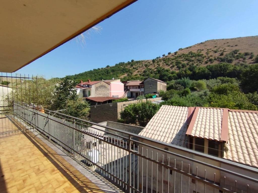 Vendita Appartamento Castel Morrone. Quadrilocale in via Alberto ...