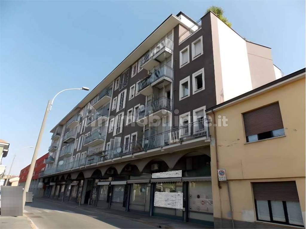 Asta per appartamento, via Defendente da Lodi, 38, Città Bassa, Laghi ...