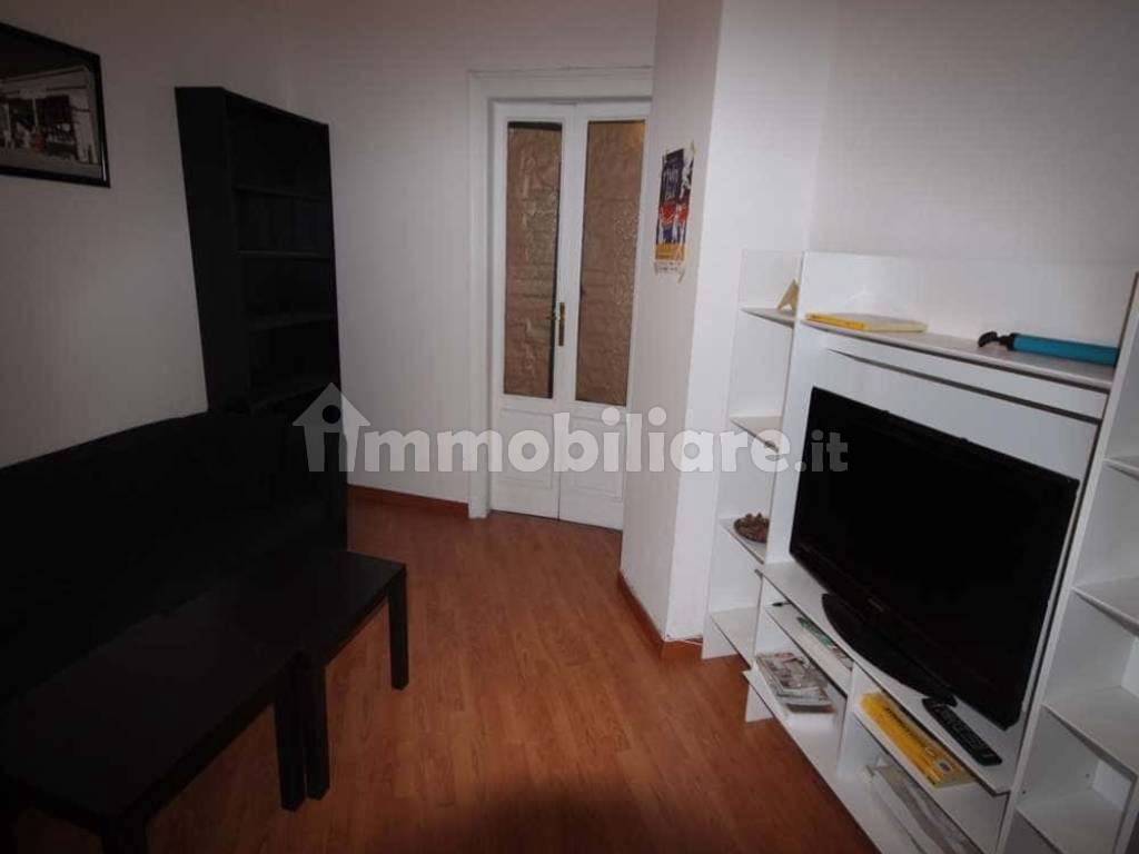 Stanza in affitto in Appartamento, affittasi camera piazza Maria ...