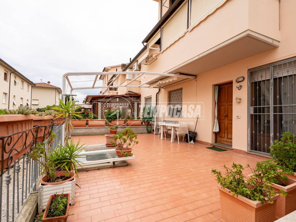 Vendita Appartamento Castagneto Carducci. Bilocale in via Vecchia ...