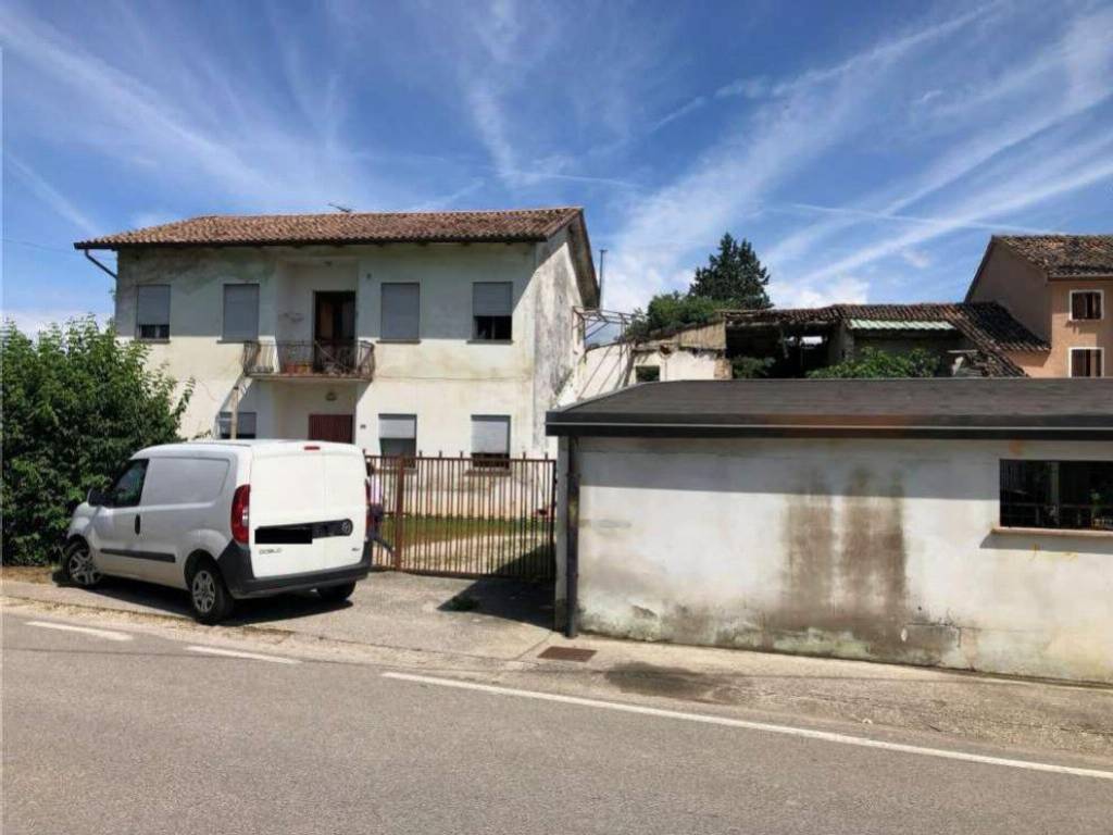 Asta per appartamento, via Cacciatora, 26 - 31037 Loria 26 Loria, rif ...