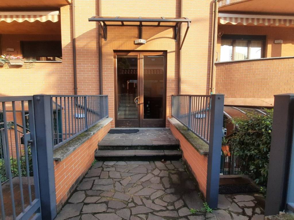 Vendita Appartamento Rho. Monolocale in via Pitagora 13/B. Buono stato ...