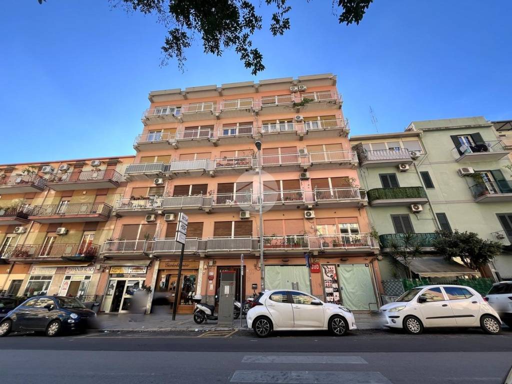 Vendita Appartamento Palermo. Trilocale in via Giuseppe Pitrè 148 ...
