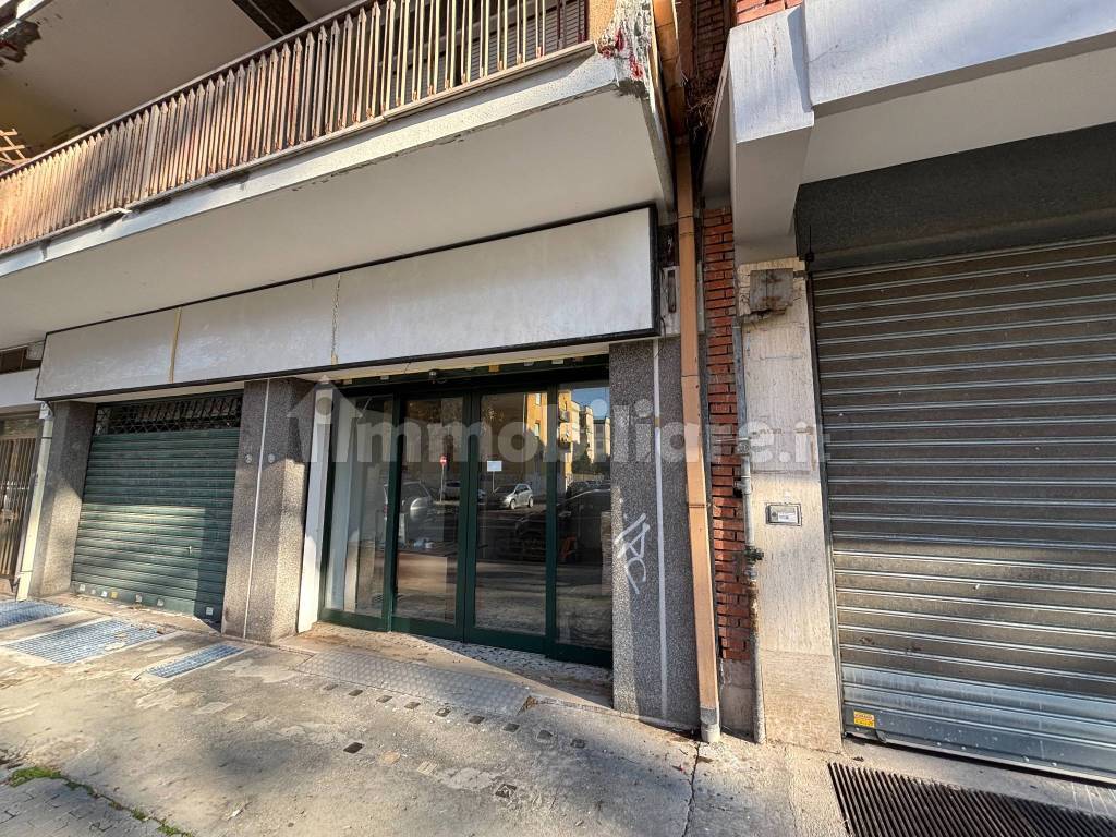 Locale commerciale via Cicerone, Latina, Rif. 125282651 - Immobiliare.it