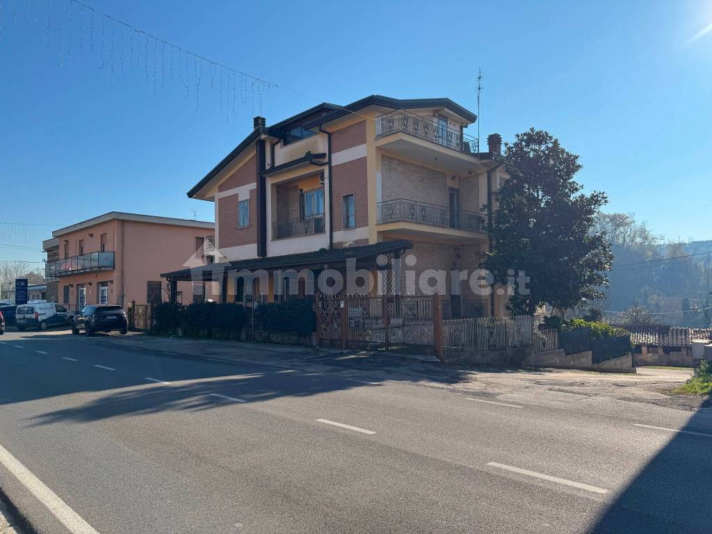 Affitto Appartamento Veroli. Quadrilocale in Strada Provinciale via ...
