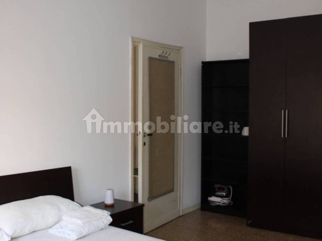 Stanza singola in affitto, affittasi camera singola via Don Carlo Porro ...