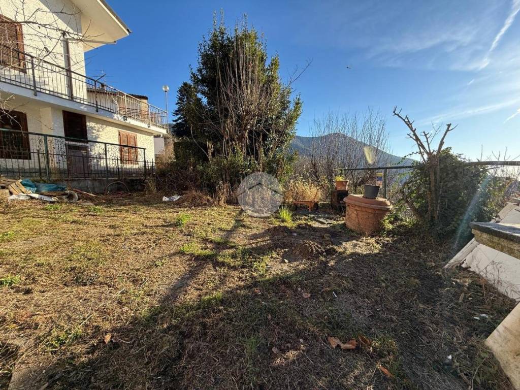 Vendita Terratetto plurifamiliare in Borgata Mollar Brunatto 19 Rubiana. Ottimo stato, posto ...